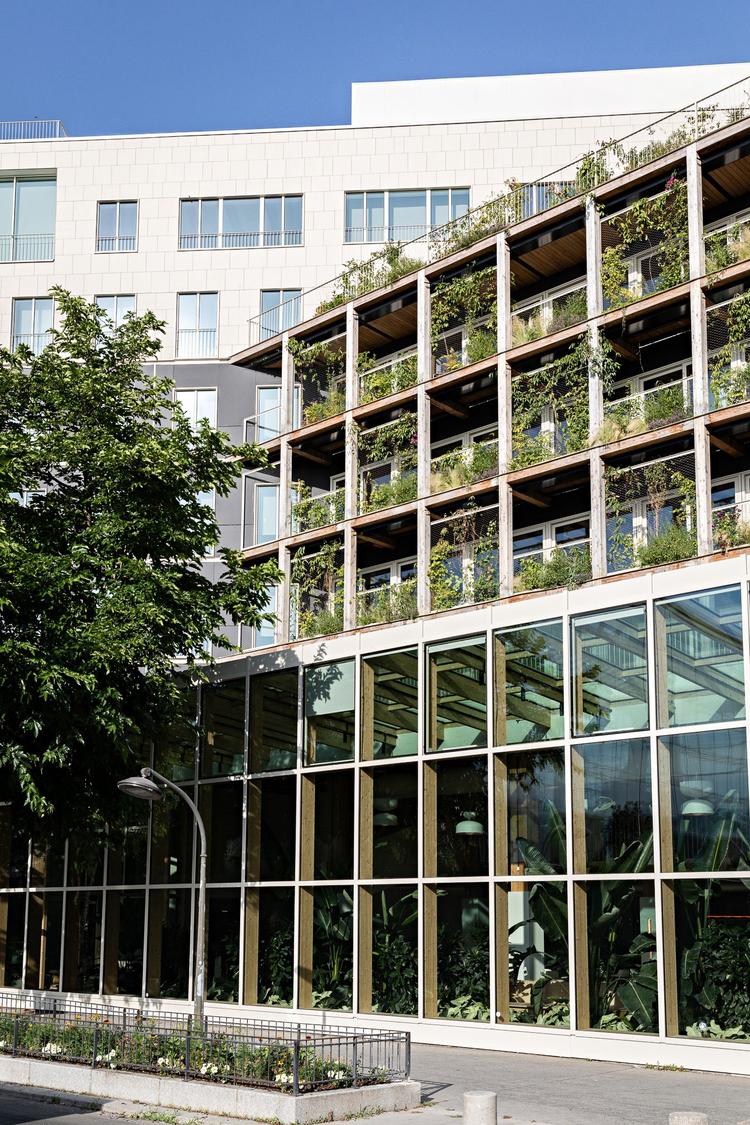 Ipsen: A headquarters at the heart of its transformation. | Factory